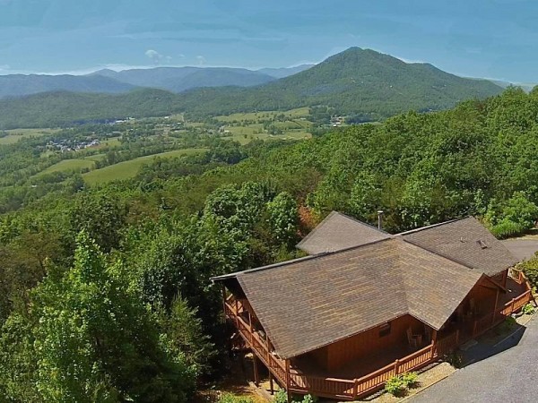 5 -6 Bedroom Cabin Rentals | Golden Cabins